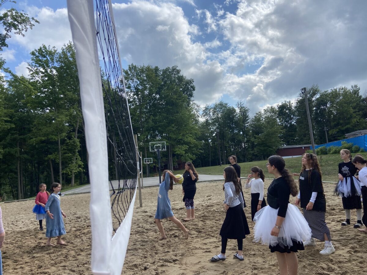 Media 2023 – Maayan Midwest